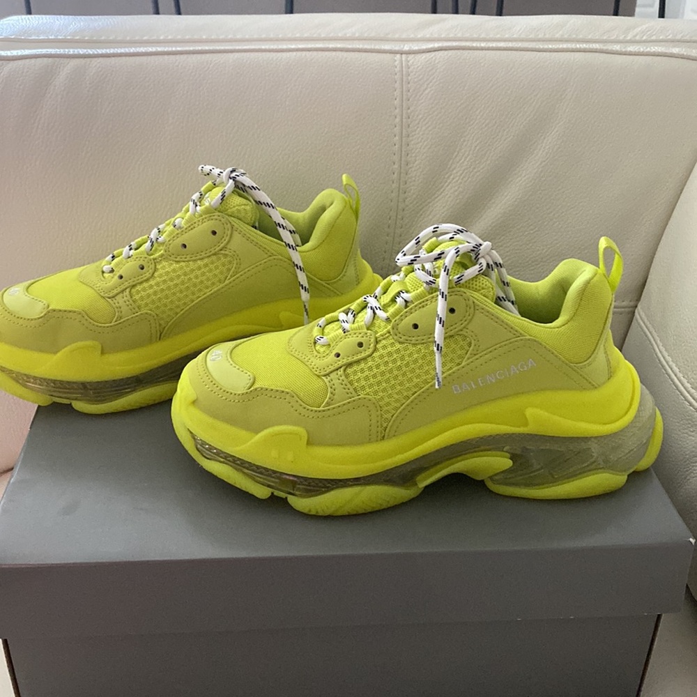 Balenciaga Fluorescent Yellow Triple S Sneakers - Gem